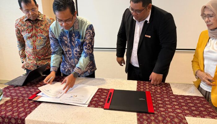 Rektor UNP dan Dekan FPP Tandatangani MOU dan MOA dengan Ratusan ...