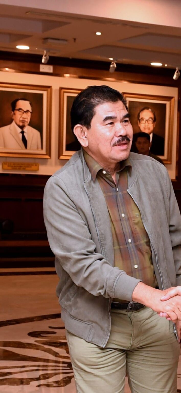 PROF. DR. JUANDA, S.H., M.H. Guru Besar Hukum Tata Negara, Universitas ...